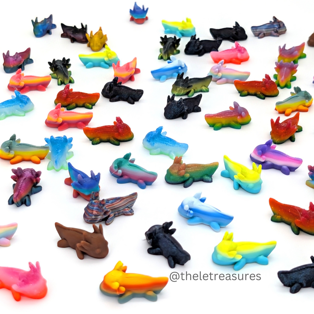 Axolotl – Tiny Micro Figurines – Thele Treasures
