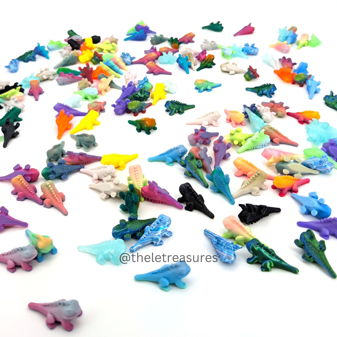 Iguana - Tiny Micro Figurines – Thele Treasures